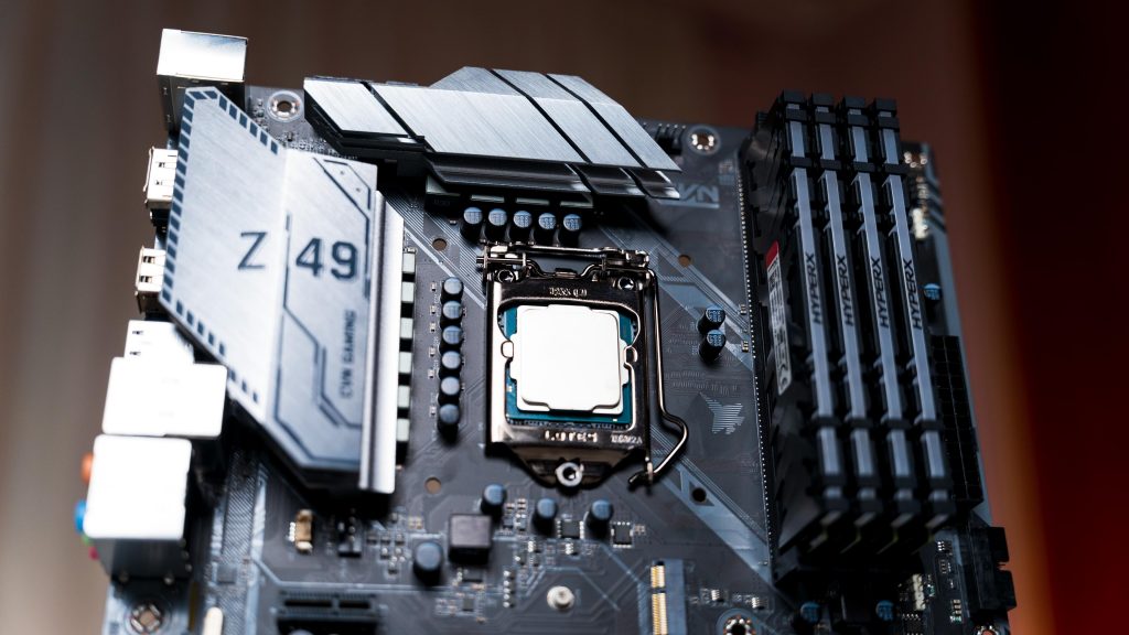 تجميعة خرافية للألعاب وصناعة المحتوي AZZA Pyramid 804 PC Build 2021 ...