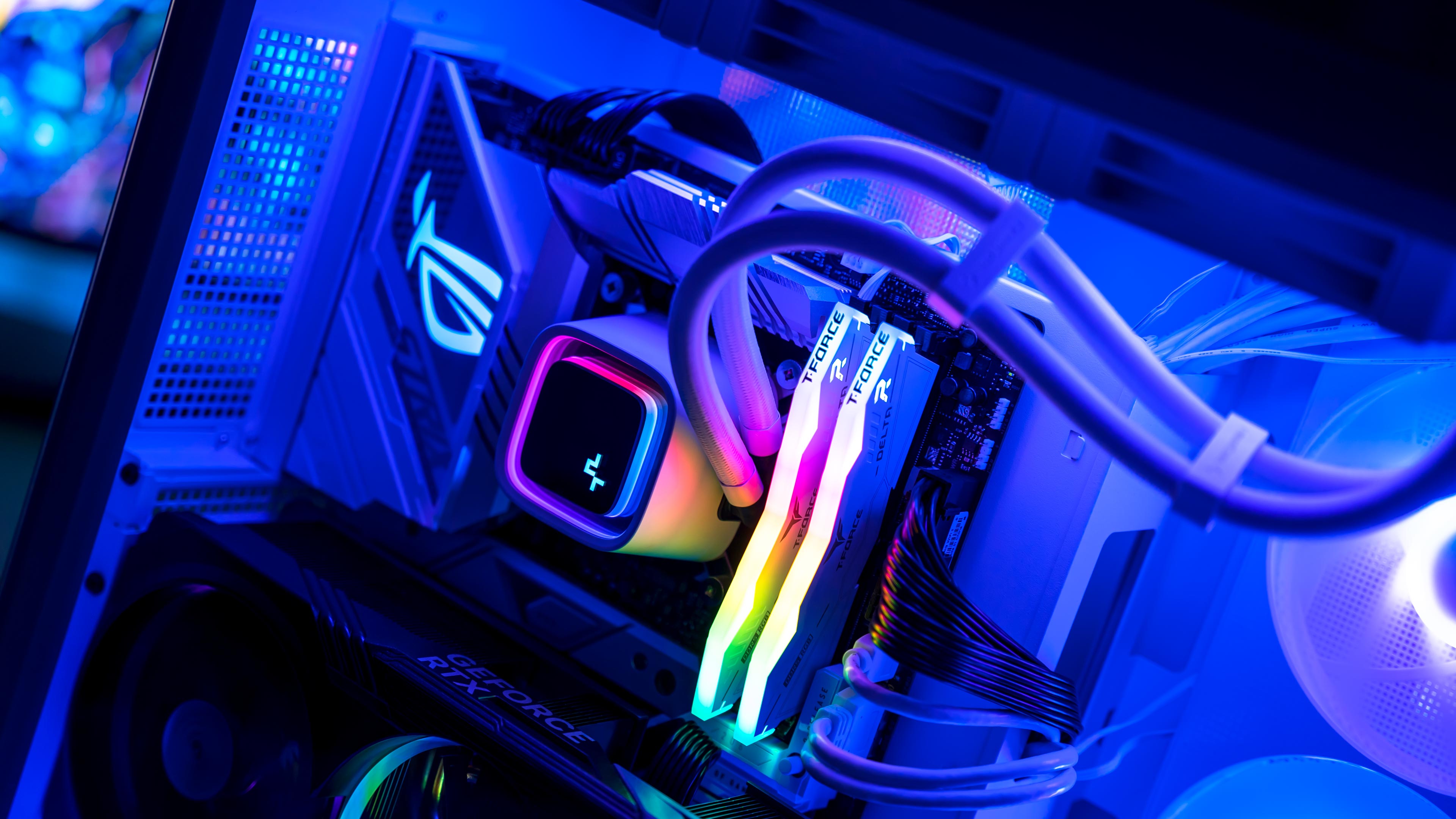 مراجعة Deepcool Infinity LS720 : النسخة الأفضل باللون الأبيض - HDR247